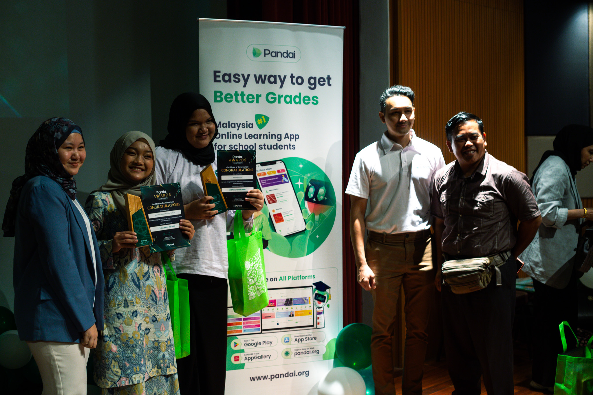 Celebrating Outstanding Achievers with Pandai Awards Ceremony!